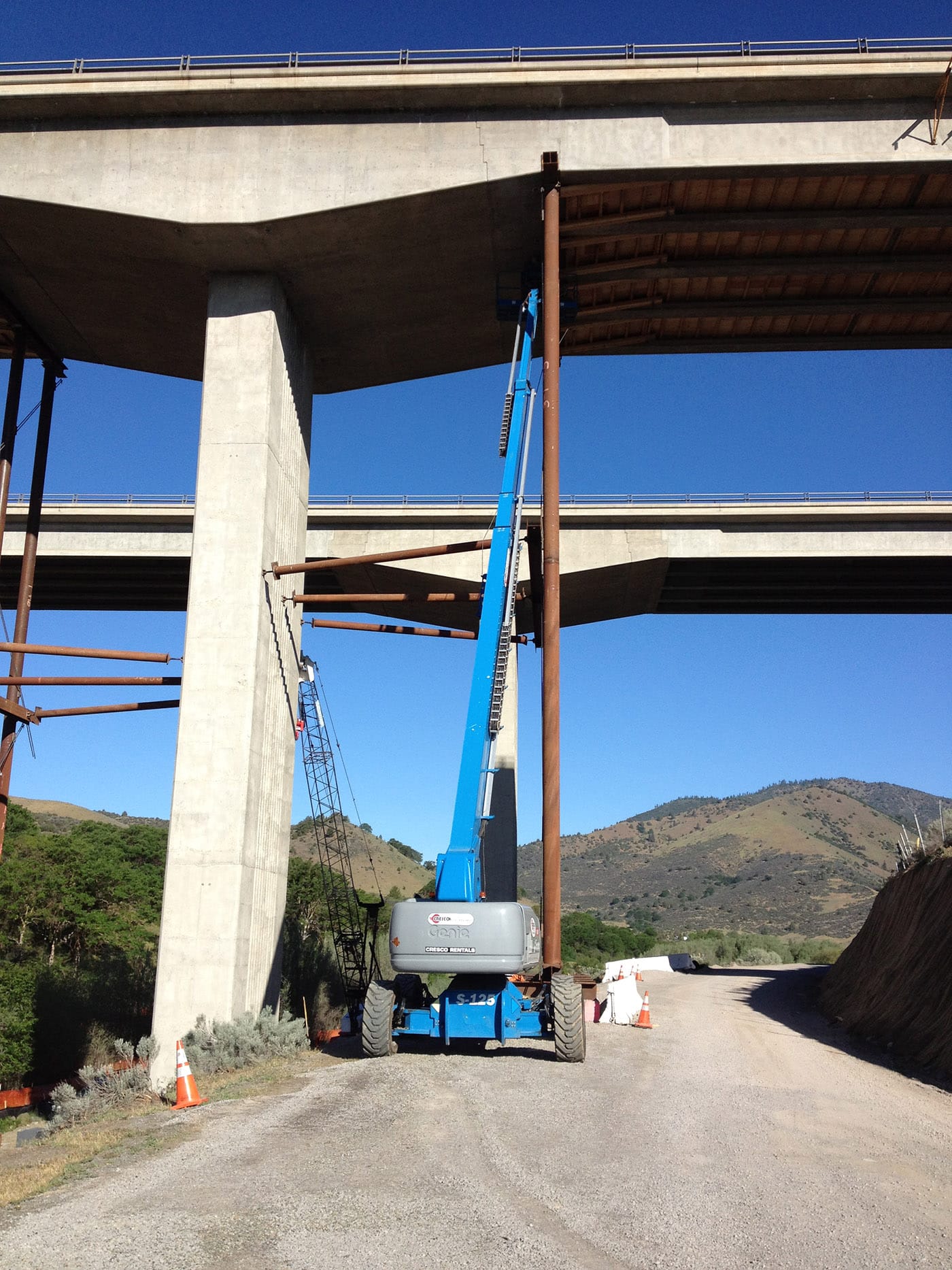 I-5 Bridge Support System - CH Bull Jacking Solutions