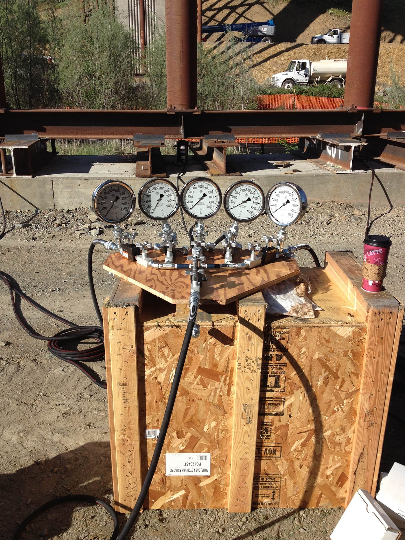 I-5 Bridge Support System - CH Bull Jacking Solutions